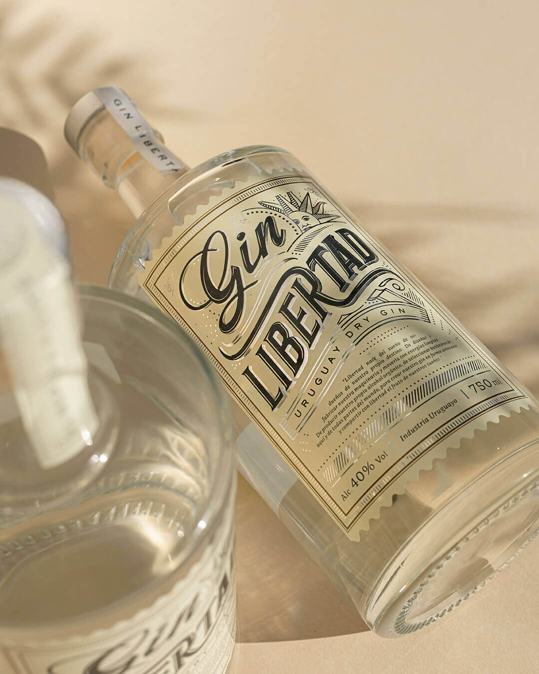 Gin Libertad - Nómade Estudio